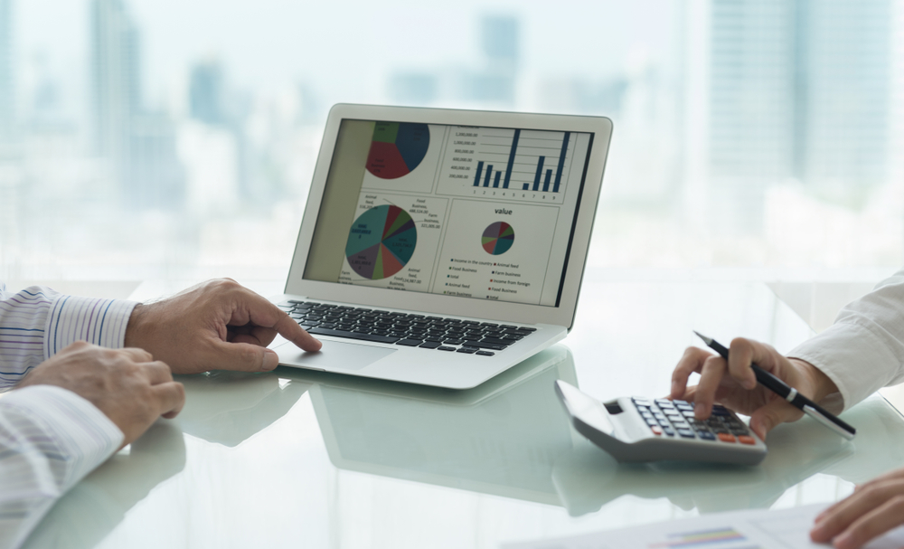 How to Measure Influencer Campaign ROI: Top Tools & Tips 2026