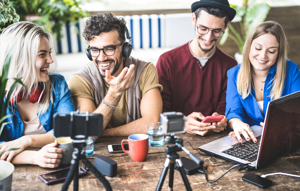 Top 10 Creative Job Platforms for Artistic Career Growth 2026